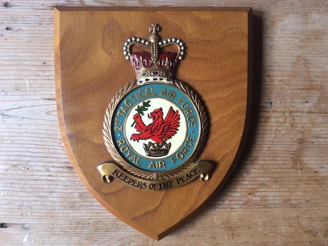 ROYAL AIR FORCE (RAF) 2nd TACTICAL AIR FORCE PLAQUE/SHIELD £36.00 ...