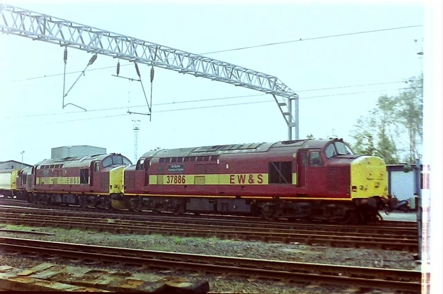 35MM RAILWAY COLOUR Negative Class 37 886 and 37 682 at Crewe £1.95 ...