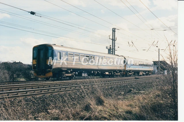 RAIL PHOTO CLASS 153 153323 153371 @ Newark 2/3/97 12:17 to Lincoln ...