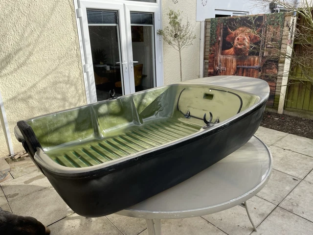 6FT FISHING BOAT/DINGHY/TENDER With Storage Compartment And Outboards £ ...