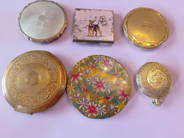 JOB LOT - Assorted Powder Compacts - Stratton/ Vogue/ Kigu (B1977) £12. ...