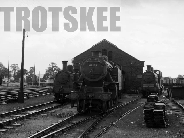LARGER NEGATIVE BR British Railways Steam Loco 42205 Class 4P-C ...