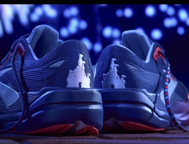 2026 RUNDISNEY WDW Marathon Brooks Ghost Max 3 WDW Castle Women ...