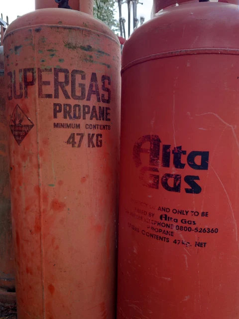 TALL RED 47KG Alta, Supergas, Calor, Flo Propagas, Propane Bottle ...