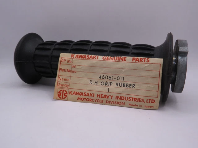 NOS KAWASAKI Z1 900 KZ900 H1 H2 1972-1975 RH Rubber Grip 46061-011 / 46061-012 EUR 229,60 ...