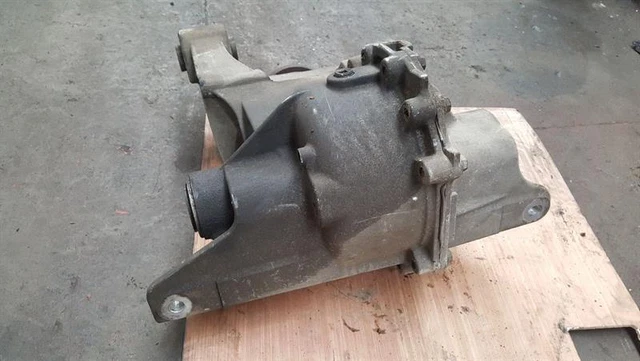 LAND ROVER DISCOVERY 4 L319 3.0 Rear Differential Ch22-4W063-Ab £50.00 ...