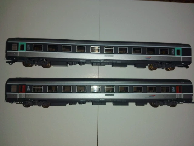 LIMA HO PAIR of SNCF Corail coaches in Grey & Silver livery- boxed £59.50 - PicClick UK