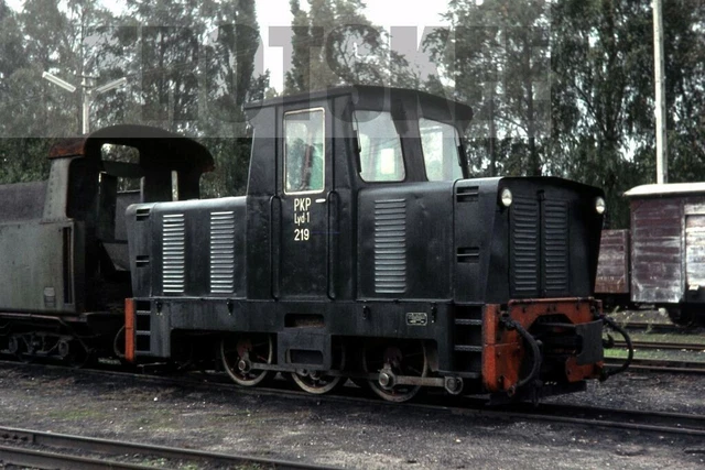 35MM SLIDE PKP Poland Railways Diesel Loco Lyd1 219 c1976 Original Polish £4.20 - PicClick UK