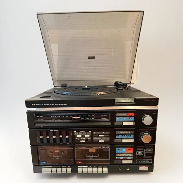 VINTAGE SANYO FM/AM Stereo Music System Dual Cassette Turntable ...