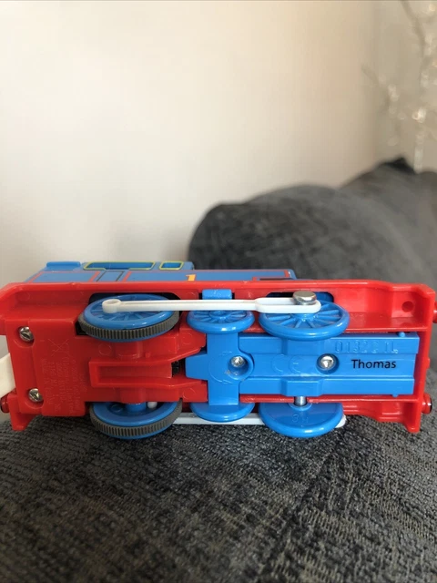 THOMAS & FRIENDS Trackmaster Engine Motorised Train R9488 - Used EUR 12 ...