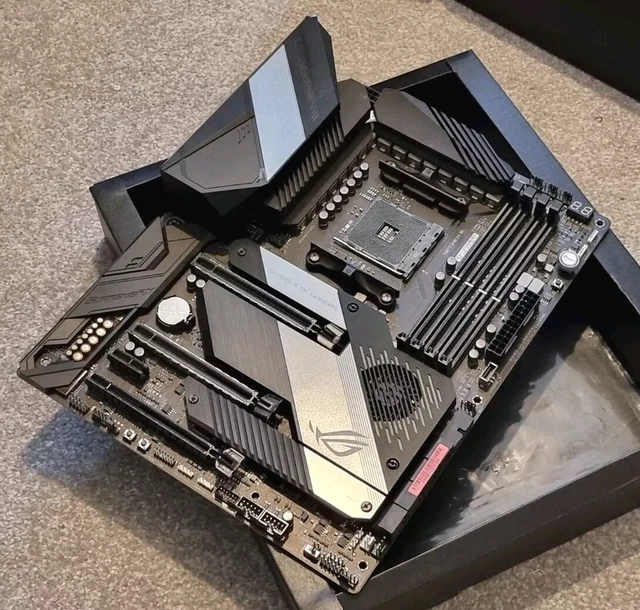 ASUS ROG CROSSHAIR VIII Hero X570 AM4 AMD ATX Motherboard £189.99 - PicClick UK