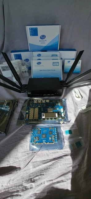BANANA PI BPI-R4 (8GB) WiFi 7 Router SBC – 4×1GbE + 2×10Gb SFP+ Built ...