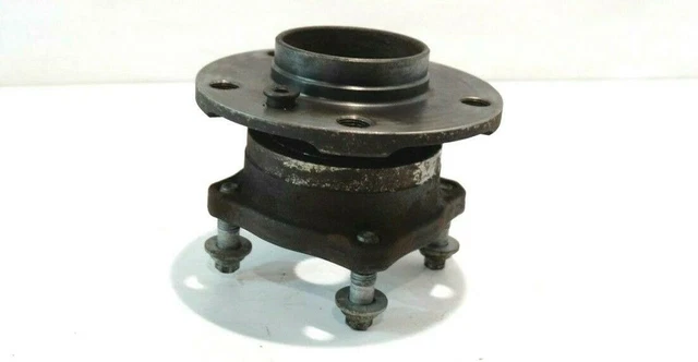 BMW OEM DRIVE Flanges Hub F07 F10 F11 F06 F01 F02 6867806 33006867806 £ ...