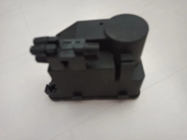 ORIGINAL MERCEDES W201 W126 W124 BOSCH Zentralverriegelung Pumpe A0008000648 EUR 50,00 - PicClick DE