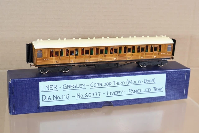 LAWRENCE SCALE MODELS STUDLEY KIT BUILT LNER 3rd CLASS CORRIDOR COACH ...