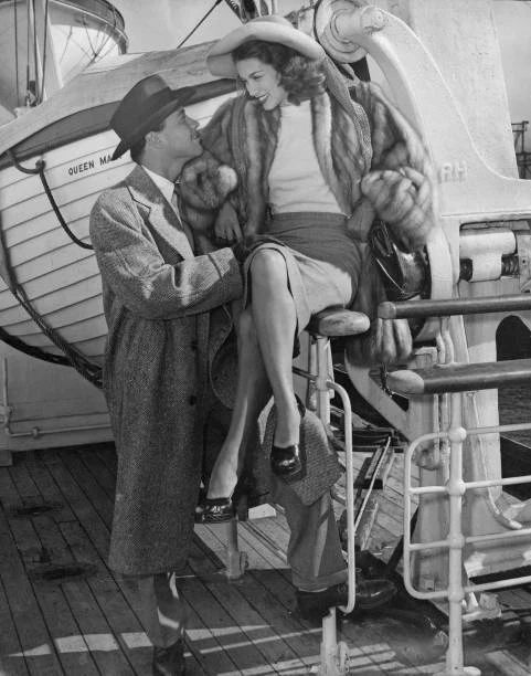 AUSTRIAN-BORN ACTOR TURHAN Bey sees actress Linda Christian OLD PHOTO ...