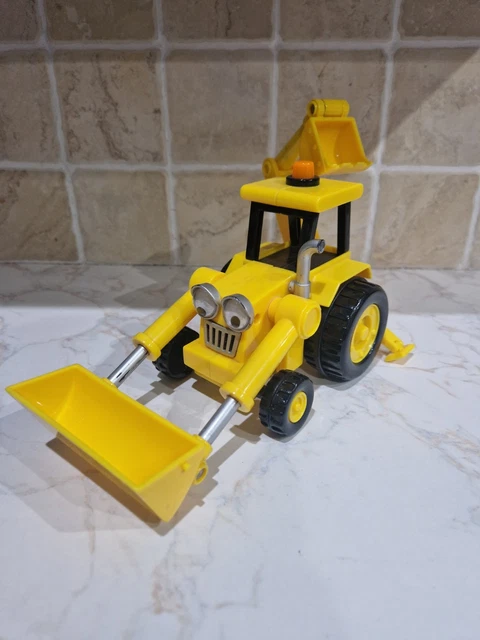 BOB THE BUILDER Scoop The Digger Action Toy Vehicle Missing One Leg ...