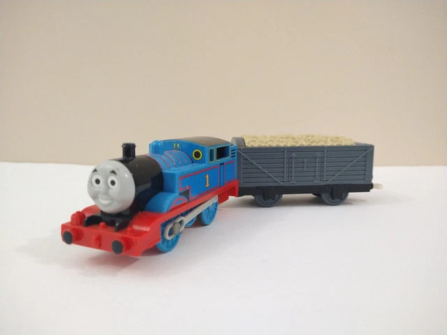 THOMAS & FRIENDS TrackMaster THOMAS The TrainTank Engine + Stone Car ...