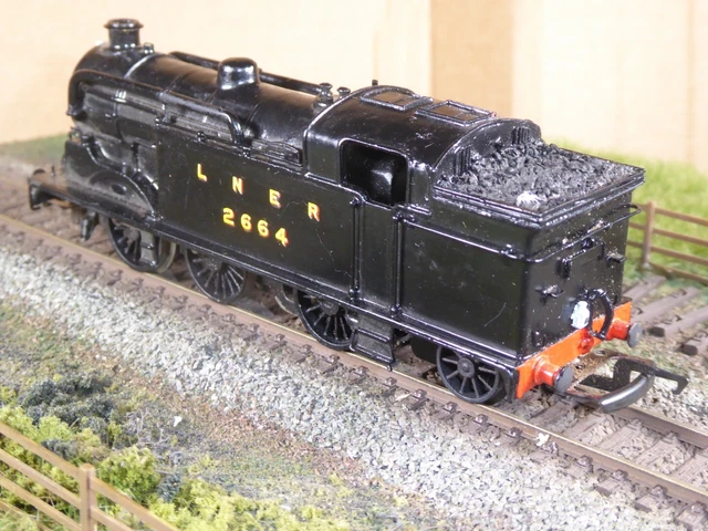 KIT BUILT 00 Gauge class N2 LNER Steam Tank Locomotive 0-6-2 no 2664 in ...
