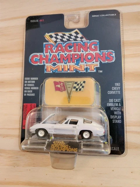 ERTL RACING CHAMPIONS 1963 Corvette Coupe Blanche 1:53 #41 EUR 3,65 ...