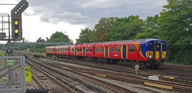 PHOTO SOUTH West Trains 455 Class Emu 455 916 Arriving At Woking From ...