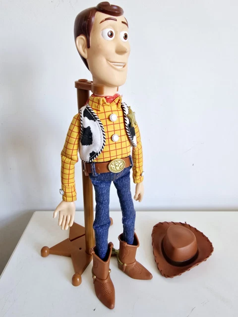 TOY STORY SIGNATURE Collection Talking Woody Sheriff Hat & Stand Disney ...