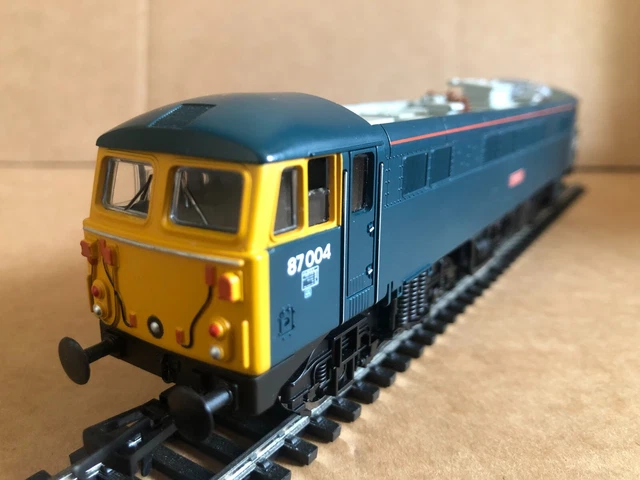 HORNBY R2772 Bo-Bo Class 87 Electric Locomotive 87 004 Britannia - DCC ...