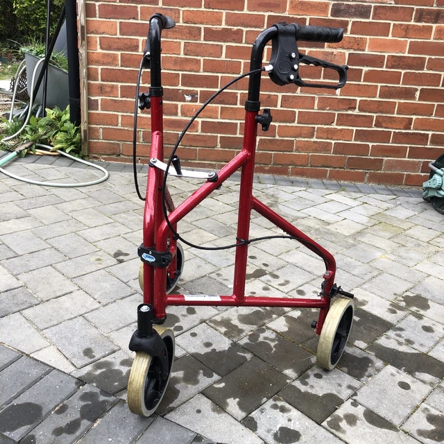 DRIVE MEDICAL WALKING Trolley,Tri-walker 3 Wheel Walking Rollator,Blue ...