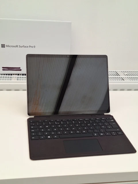 Microsoft Surface Pro 9 5g 128gb Ssd 8gb Ram Sq3 Processor £700 00
