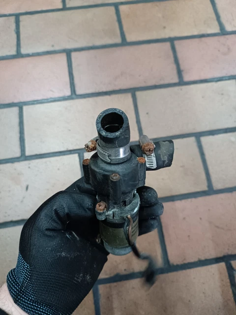 ORIGINAL MERCEDES-BENZ W124 W210 R129 Circulation Pump Water Pump ...