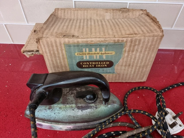 VINTAGE/RETRO MORPHY RICHARDS IRON CA75, 750W, with original box ...