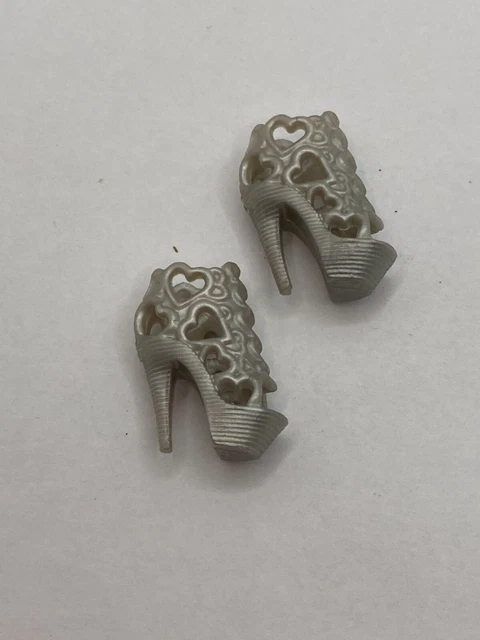 GENUINE MATTEL BARBIE Doll Silver Heart Patterned High Heel Peep Toe ...