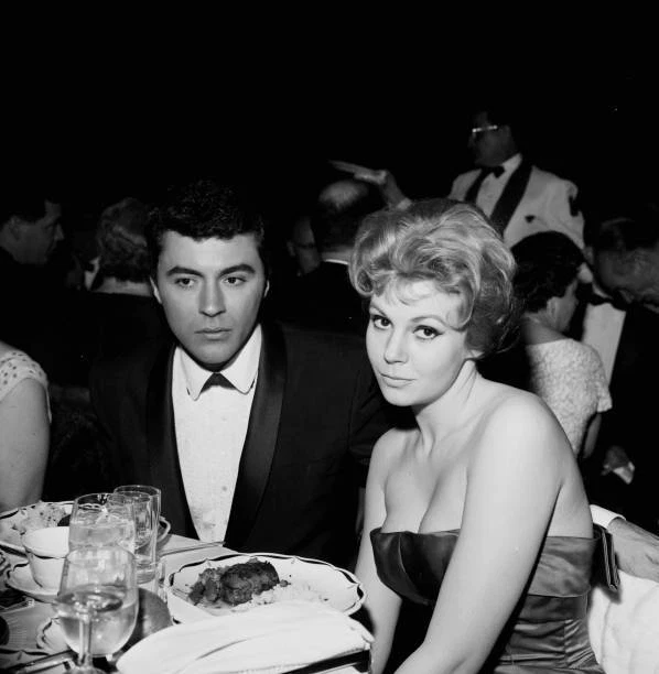 ACTOR JAMES DARREN With Wife Gloria Terlitsky 1958 Old Photo £5.62 ...