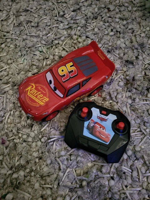 LIGHTNING MCQUEEN CARS Remote Control Car Disney Pixar £7.99 - PicClick UK