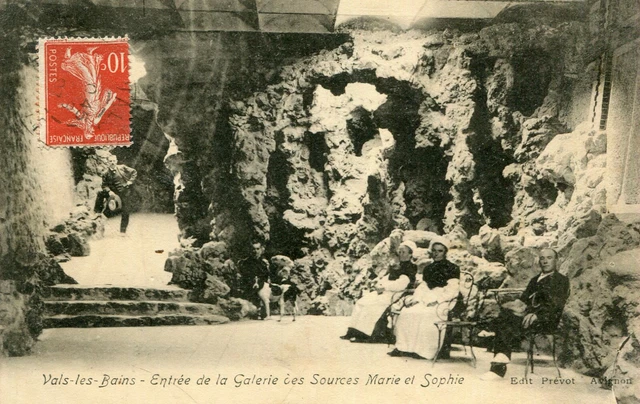 CARTE VALS LES BAINS Entrée de la Galerie des Sources Marie et Sophie ...