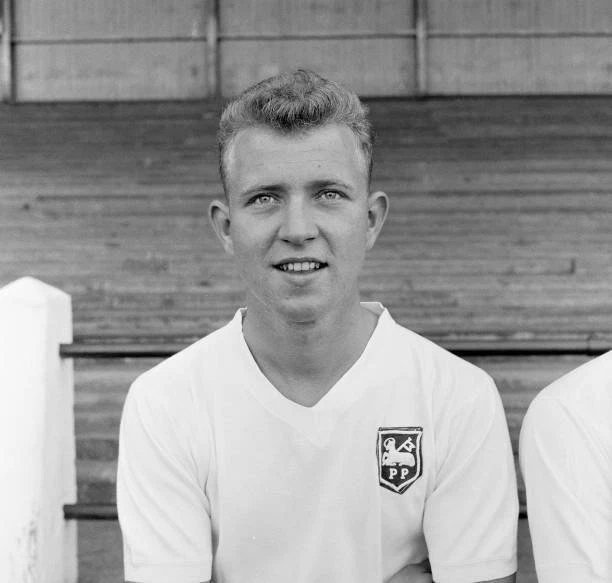 JIM SMITH OF Preston North End At Deepdale Old Football Photo EUR 6,66 ...