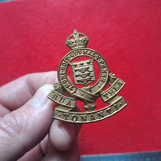 WW1 BRITISH ARMY Ordnance Corps AOC Cap Badge Lugs Original £3.99 ...