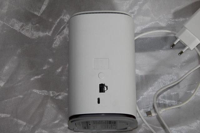 TELEKOM SPEEDBOX 2 Weiß, LTE, Hotspot, Dualband, Nano-Sim, USB-C, ZTE ...