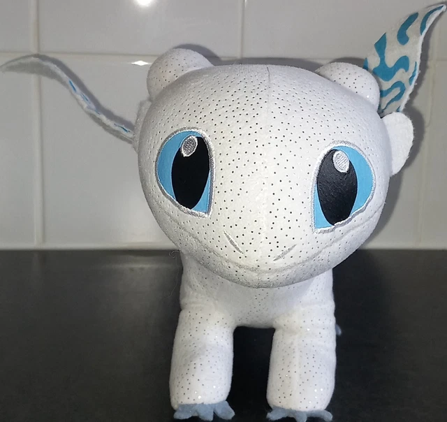 HOW TO TRAIN Your Dragon Light Fury Plush Glows In The Dark ~ *COMBINE ...