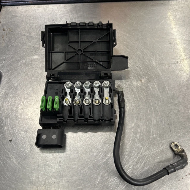 AUDI TT MK1 8N Battery Engine Bay Fuse Box 8N0937550A 98-06 Terminals £ ...