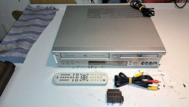 VIDEOREGISTRATORE VHS DVD recorder Daewoo DF-7100 6 testine PERFETTO ...