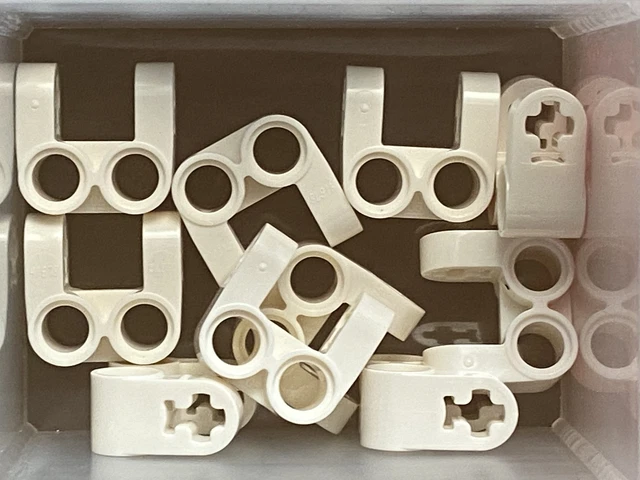 LEGO PARTS - White Technic Axle Pin Connector Split - No 41678 - QTY 10 ...
