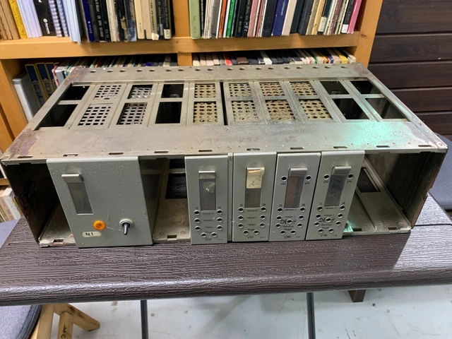 TELEFUNKEN V96 AND V97 with Power Supply in S67 Rack for M10 M10A £ ...