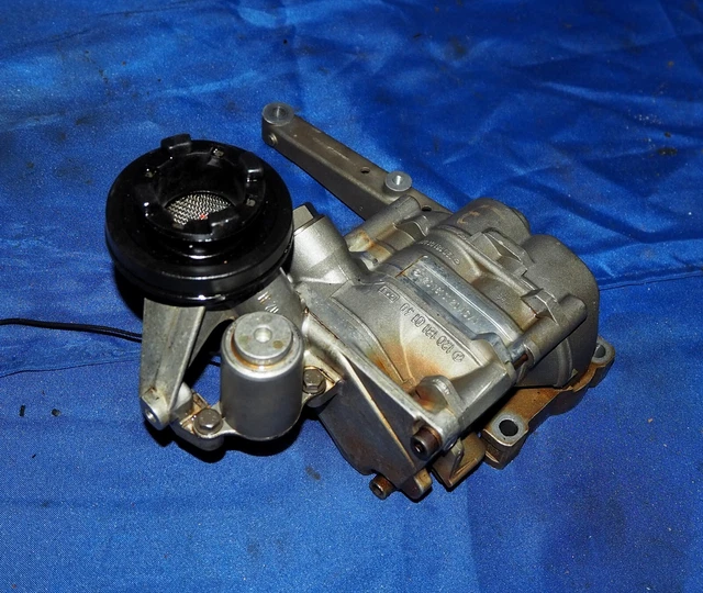 1993-2002 MERCEDES R129 SL600 M120 6.0L V12 Engine Oil Pump Assembly ...
