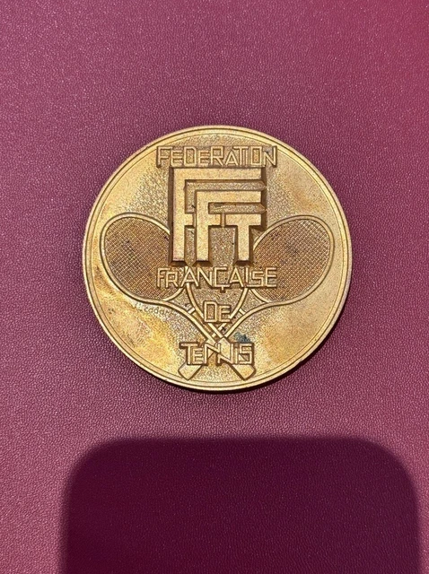 MÉDAILLE EN BRONZE FFT Tennis Coupe DAVIS Signé JL CADART EUR 1,00 ...