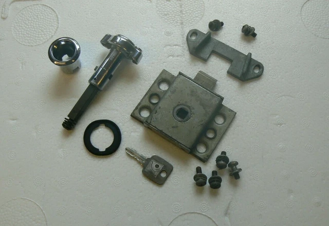 TRIUMPH SPITFIRE MK4 1500 Boot Handle Lock £49.95 - PicClick UK