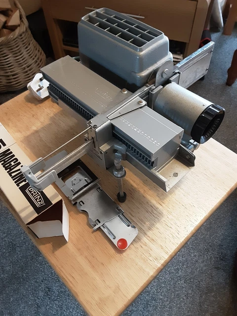 VINTAGE PRINZ 300 35mm Projector + Rare 45 Slide Auto Changer Sold By ...