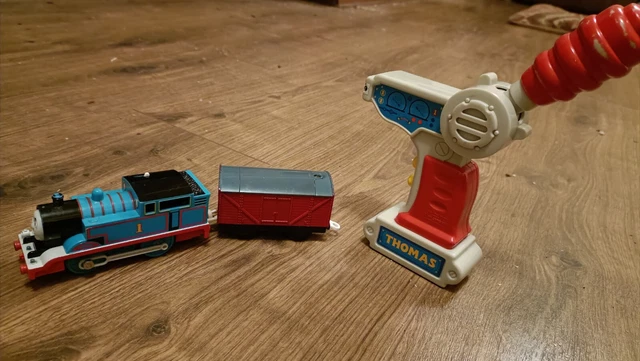 FLIP FACE THOMAS The Tank Engine Remote Control Trackmaster £60.00 ...
