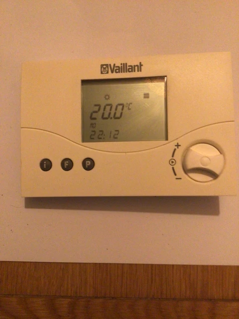 NEW. VAILLANT VRT 360F 0020018258. Programmable Thermostat £100.54 ...