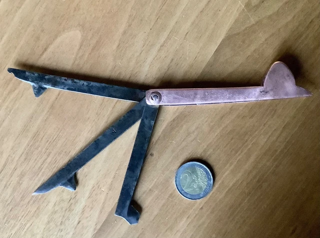 OUTILS ANCIENS, BELLES flammes de vétérinaire estampillée avec un trèfle... EUR 20,00 - PicClick FR